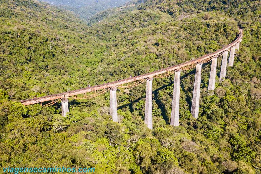 Viaduto 13 e Mula Preta - Ferrovia do Trigo - Viagens e Caminhos