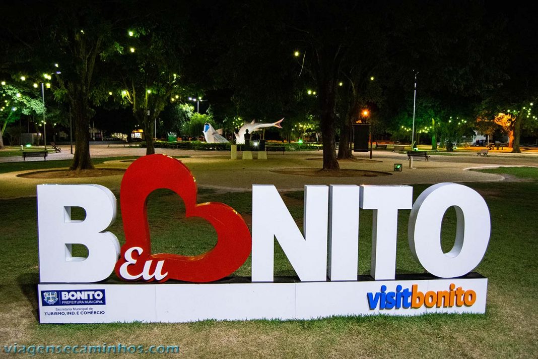O que fazer em Bonito MS: 40 atrações e roteiro - Viagens e Caminhos