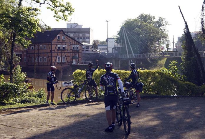 O que fazer em Timbó SC: Pontos turísticos e dicas - Viagens e Caminhos