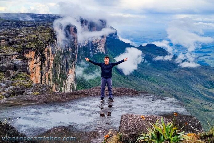 Monte Roraima: Tudo sobre o trekking e preparação - Viagens e Caminhos