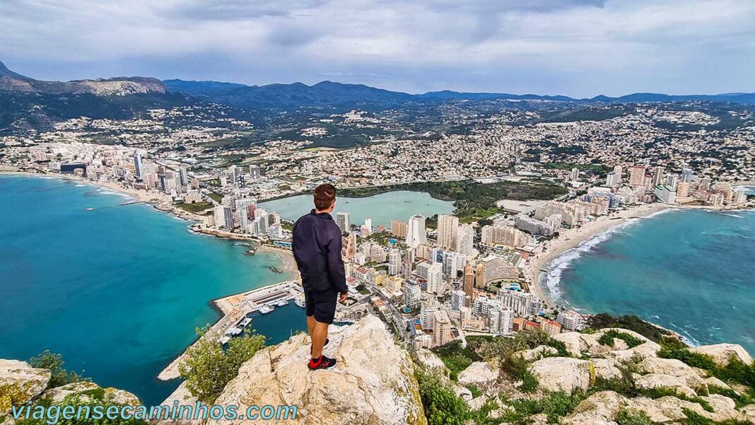 Calpe, Espanha: Praias e montanhas na mesma cidade - Viagens e Caminhos