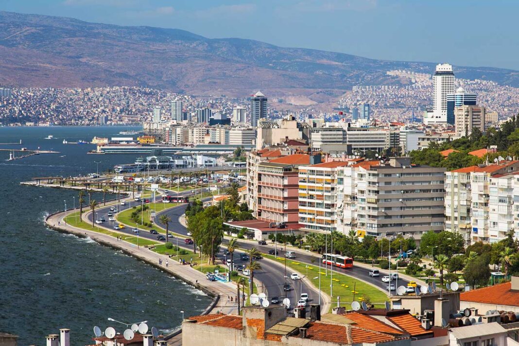 Izmir - Turquia: O que fazer na cidade - Viagens e Caminhos