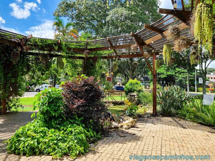 O que fazer em Holambra SP: Cidade das Flores - Viagens e Caminhos