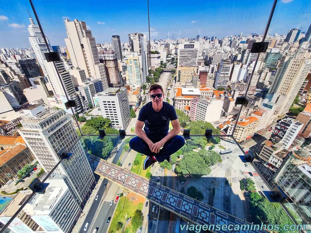 Sampa Sky: Mirante de vidro de São Paulo - Viagens e Caminhos