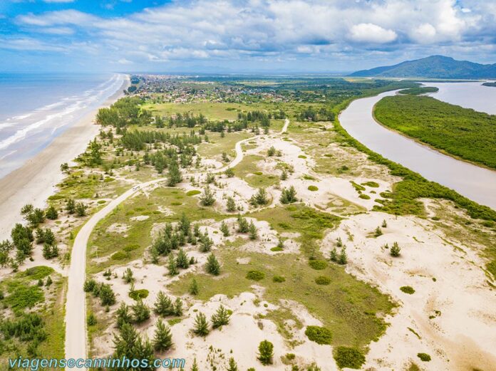 Ilha Comprida SP: Onde fica e o que fazer no destino - Viagens e Caminhos