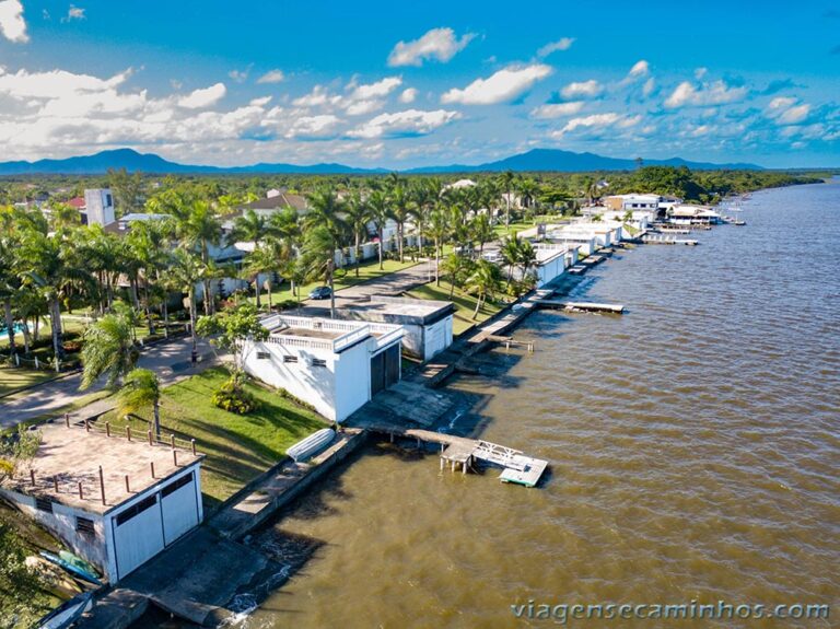 O que fazer em Cananéia SP: Praias e atrações - Viagens e Caminhos