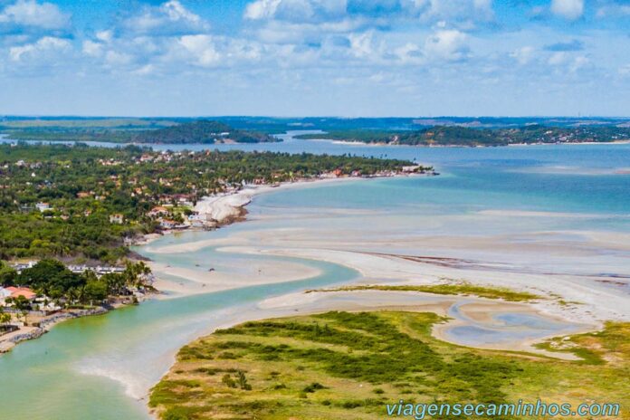 Ilha de Itamaracá: 14 praias e pontos turísticos - Viagens e Caminhos